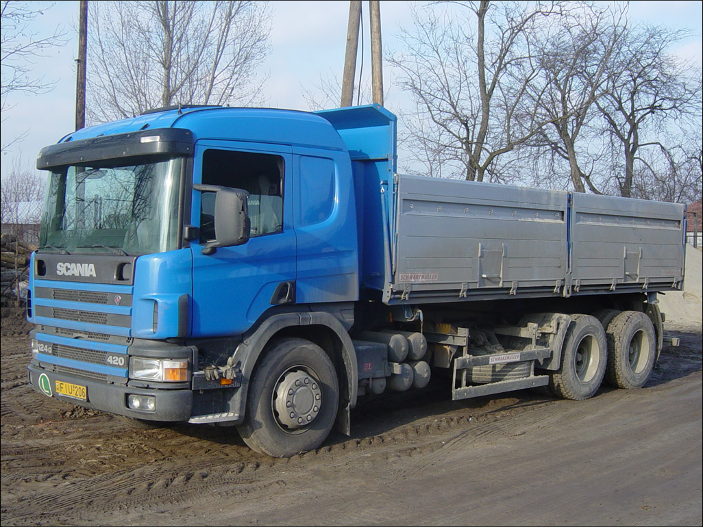 Scania P124 6x4 HIAB 160 daruval